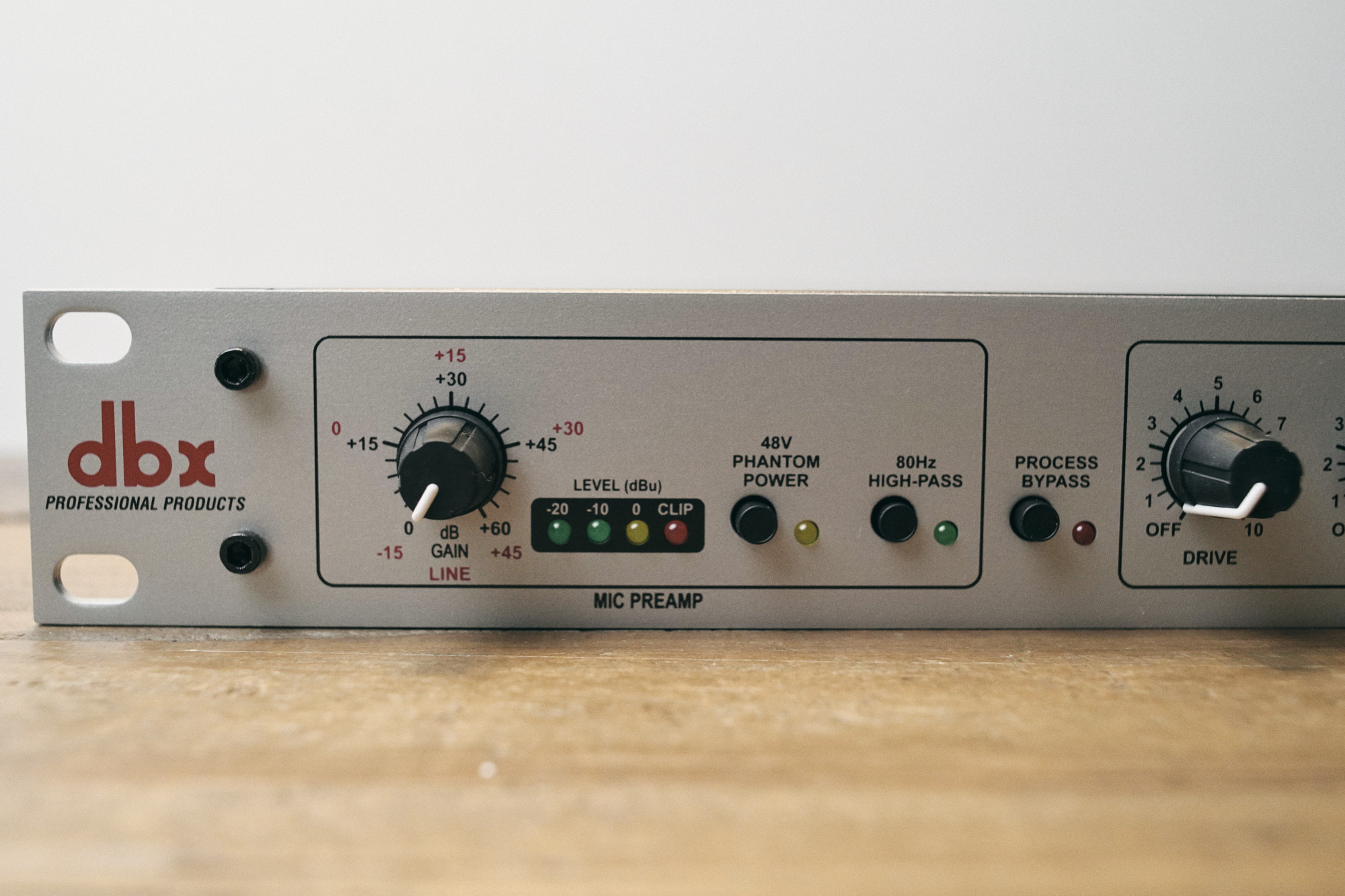 SHURE SM7B用にマイクプリアンプ dbx 286sを導入 | jittodesign blog